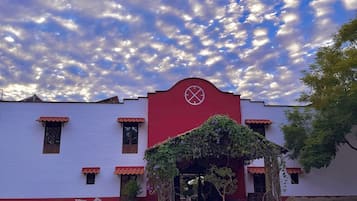 Fachada da propriedade