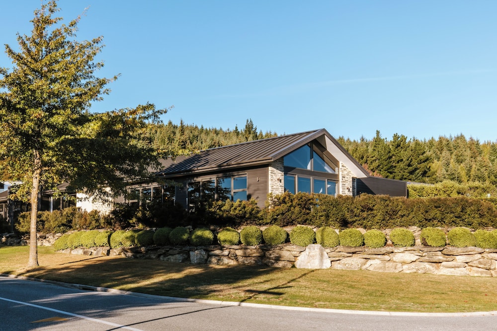 The Clearview House - Lake Views - Wanaka