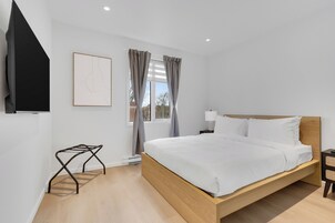 Condo família, sacada | Cortinas blackout, quartos à prova de som, Wi-Fi de cortesia