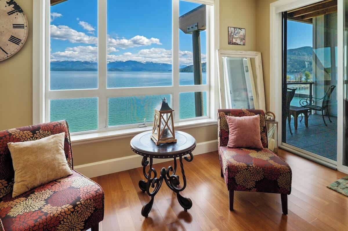 Elegant Waterfront Condo W/ Boat Slip Included | Pool & Hot Tub - Lake Ponderay, Ponderay