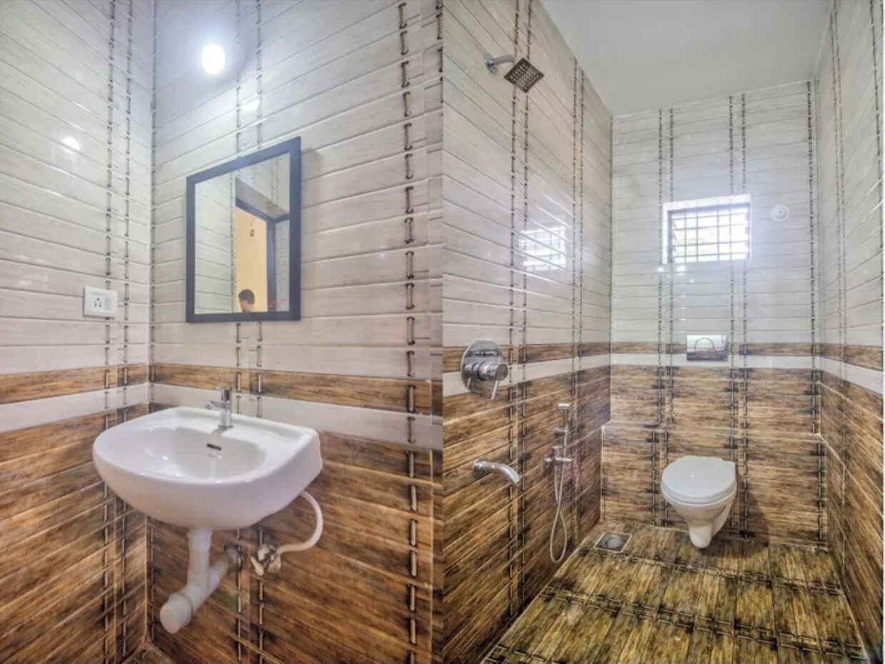 Quarto Triplo, varanda | Casa de banho | Chinelos 