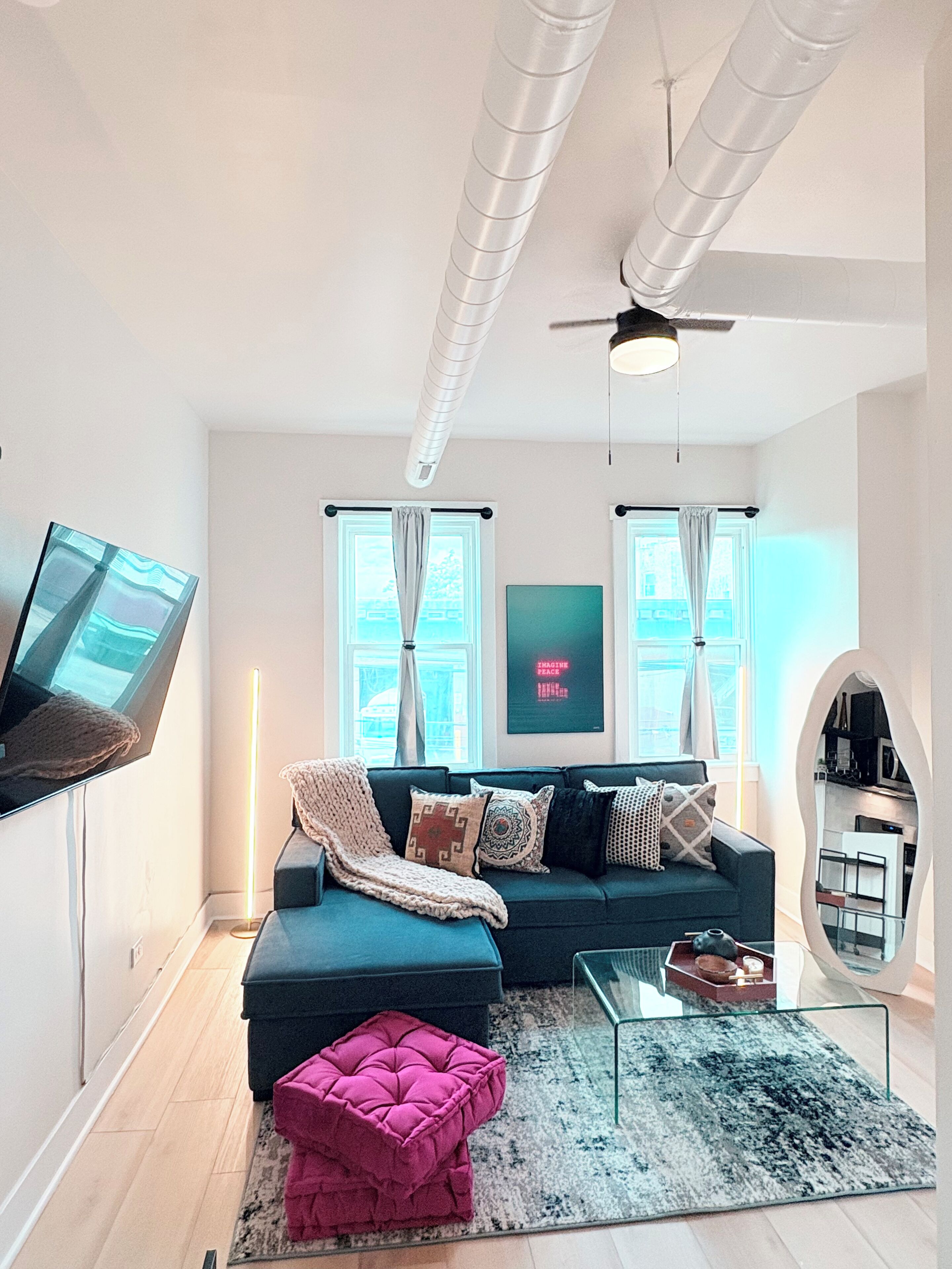 Modern Furnished 2br In Pilsen Near Medical District & Downtown - McKinley Park - Chicago