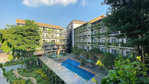 X Hotel Thái Nguyên - Thái Nguyên