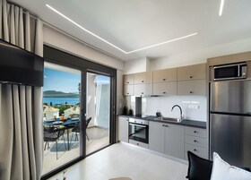 Estúdio luxo, vista para o mar | Área de estar