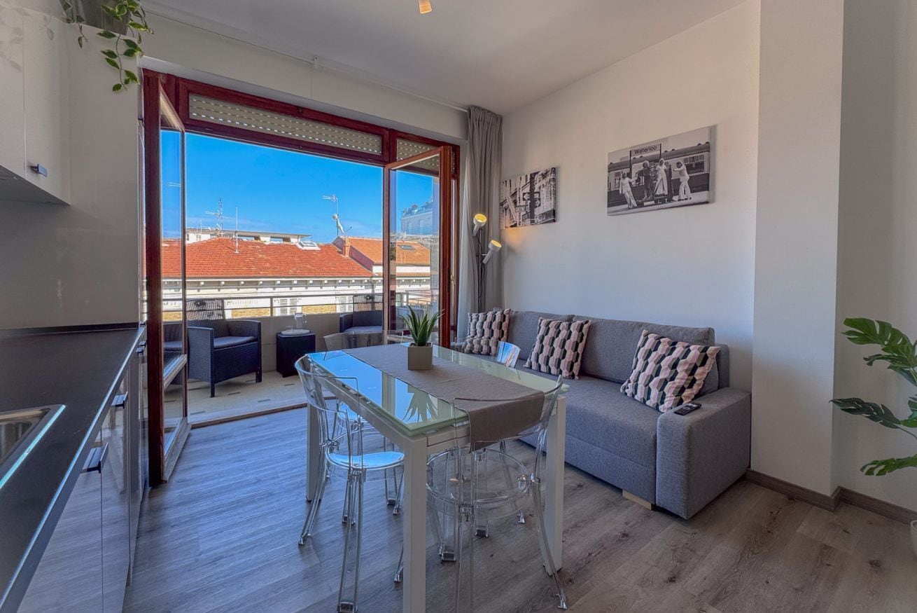 Central Apartment A Stone's Throw From The Sea - Civitanova Marche