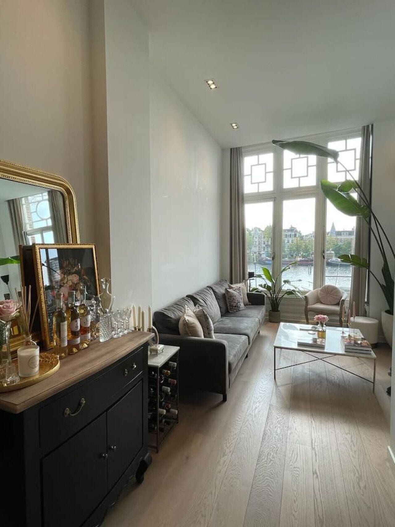 Elegant 2-bedroom Apartment With Amstel River Views | Central Amsterdam Retreat - Amsterdam