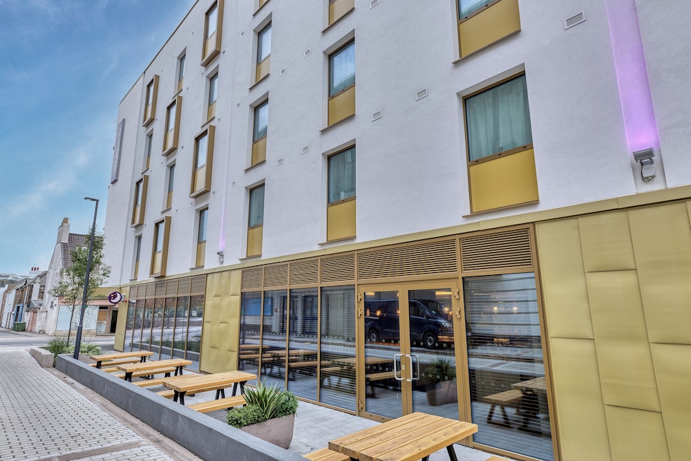 Premier Inn Jersey St Helier - Bath Street - Jersey