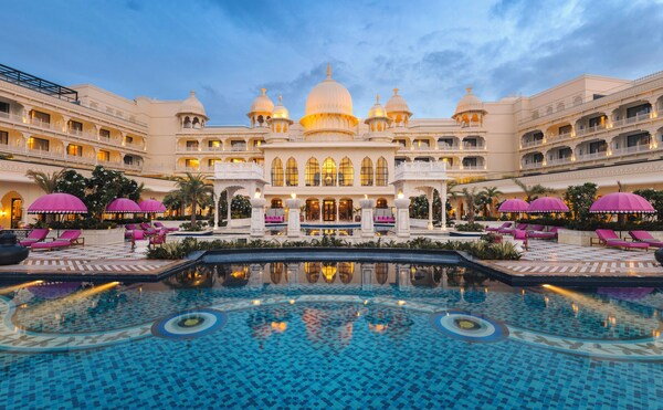 Fairmont Udaipur Palace - Udaipur