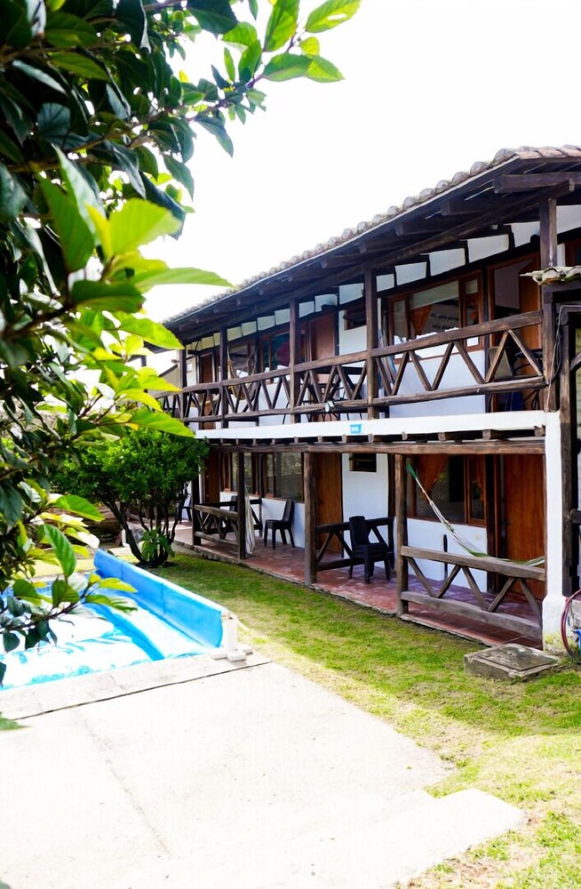 Samariwasi Airport Hotel - Yaruqui