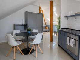 Apartamento Clássico, 1 quarto | Sala de jantar
