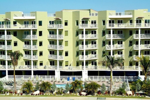 Crystal Palms Beach Resort - Treasure Island, FL