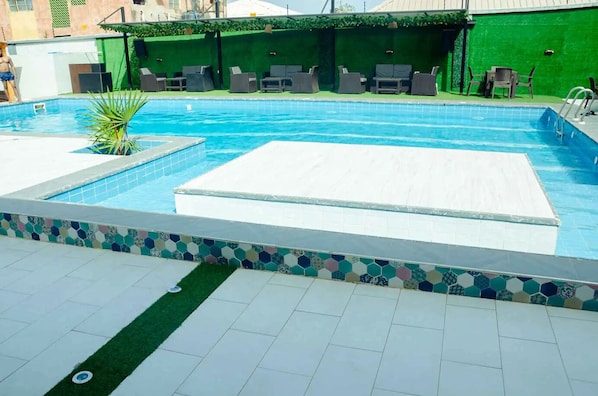 Piscina exterior
