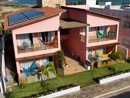 Apartamento superior, 1 quarto, varanda, vista para o mar | Fachada