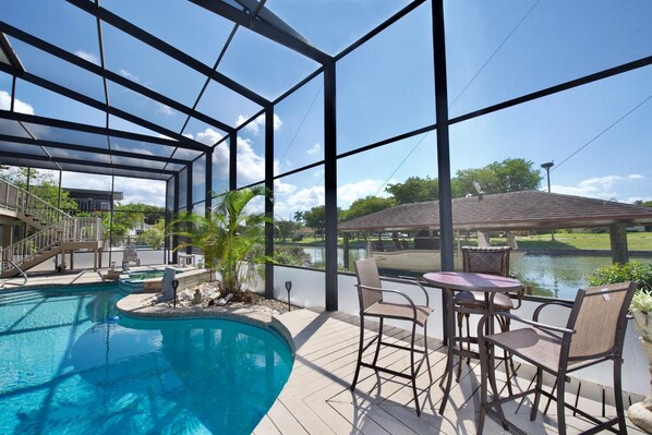 Casa, várias camas (Osprey Retreat) | Piscina