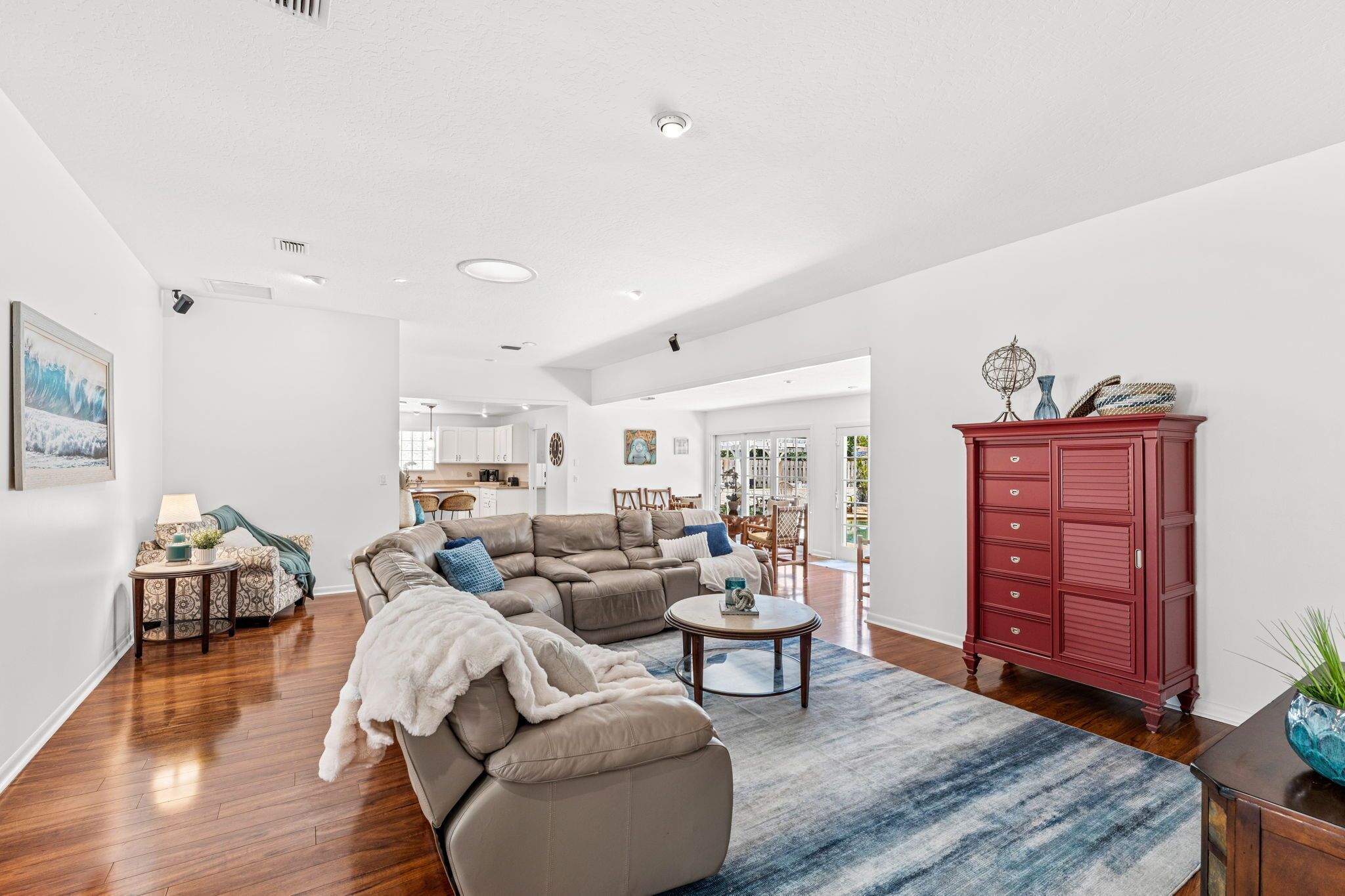 Beautiful Beachside Home  Backyard Oasis W/ Fire Pit, Bbq Grills, & Pool! - 멜버른