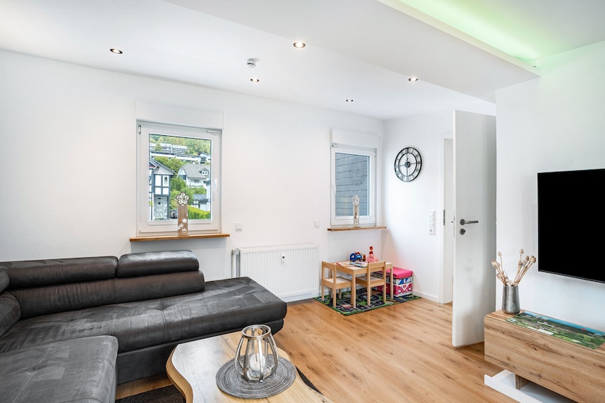 Appartement 'Kurparkblicksauerland' Met Uitzicht Op De Bergen, Wifi En Airconditioning - Schmallenberg