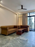 Apartamento Clássico, 2 quartos, varanda, vista para a montanha | Sala de estar