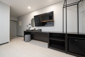 B-Building Standard Styler | Quartos à prova de som, Wi-Fi de cortesia