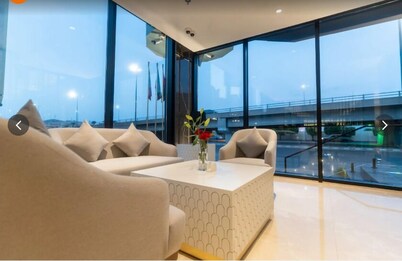 Royal Diamond Hotel