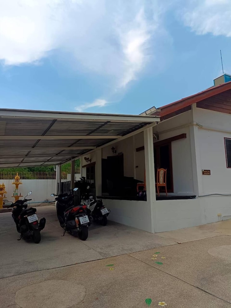 Kotchaphorn Villa - Pattaya City