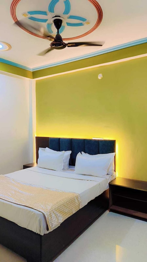 Hotel Shree Radha Rani Palace - Ayodhya