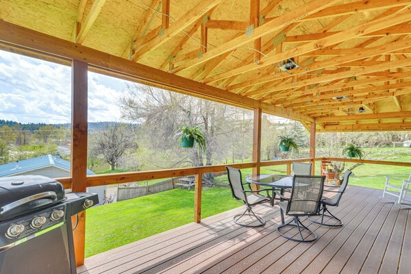 Mtn-view Eureka Apartment: Walk To Eateries! - Eureka