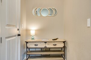 Casa (2 Bedrooms) | Interior