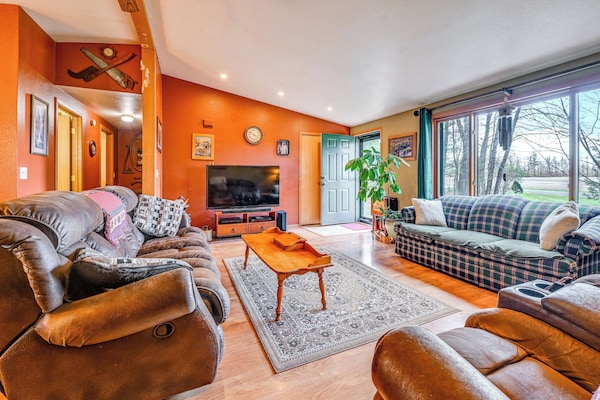 Furnished Deck W/ Forested Views: Manawa Home! - Blue Mountain Lake, Ogdensburg