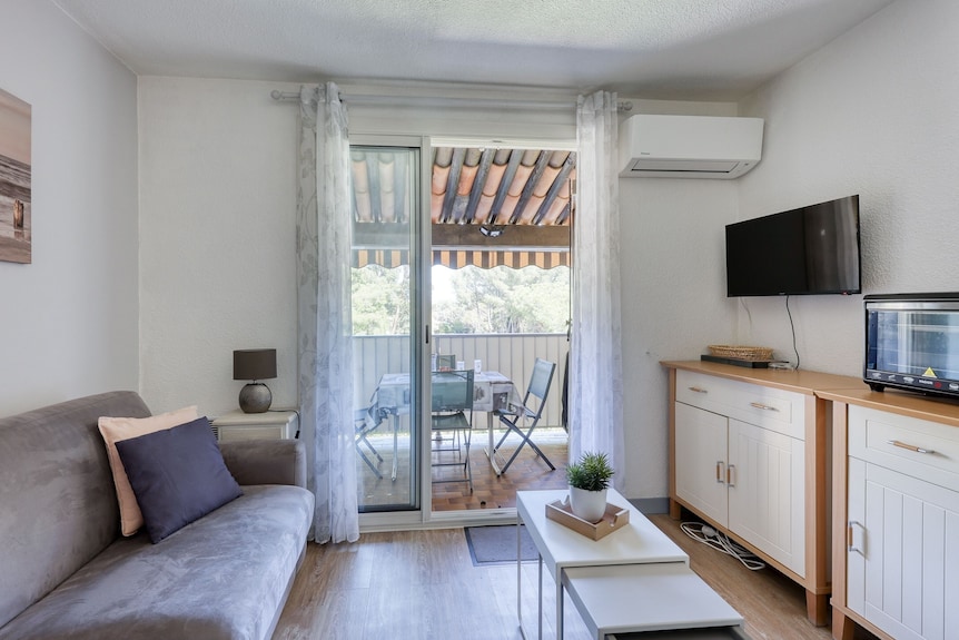 Les Cigales De La Mer - 7min à Pied Du Port - Le Castellet