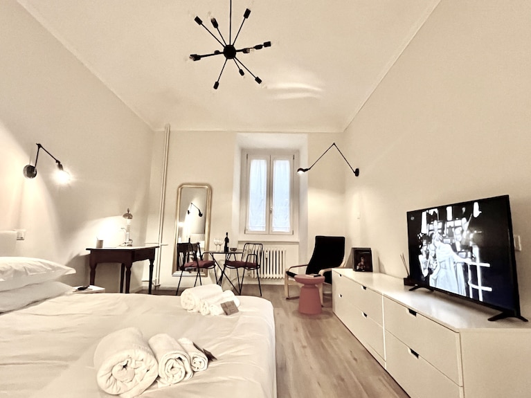 A Comfortable Renovated Apartment In The Center Of Turin - Turín