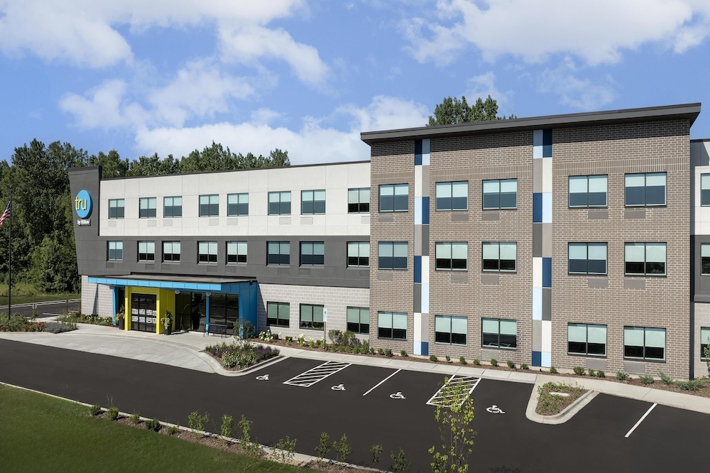 Tru By Hilton Joliet Plainfield - Joliet, IL