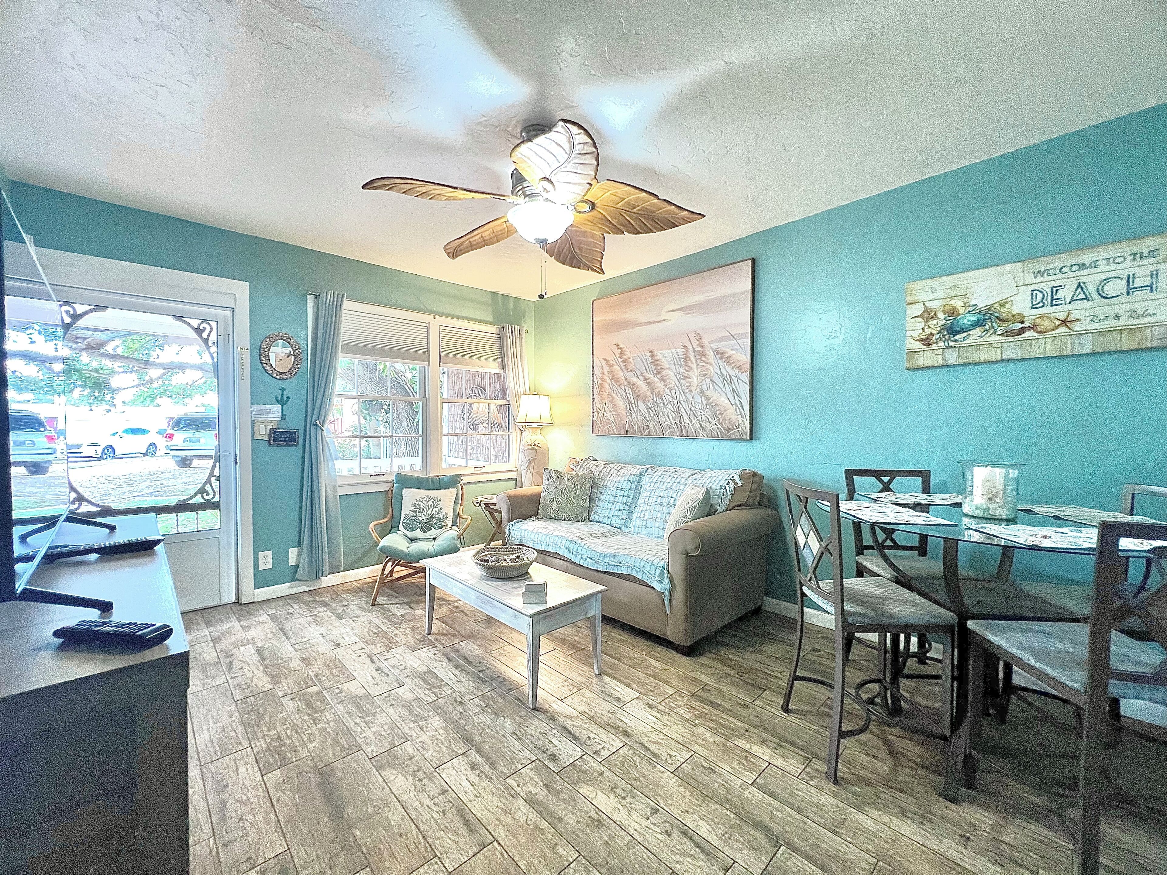 Coastal Cottage 225 - Walk To Beach, King Bed - Cocoa Beach, FL