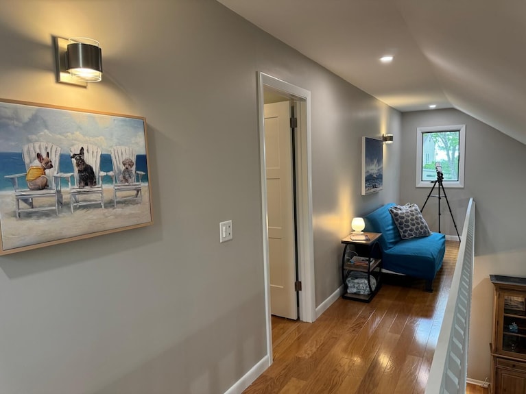 Completely Renovated, Finished Just This April Of 2025 & 5 Minutes To The Beach! - Westerly, RI