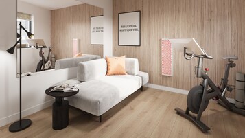 Wellness Suite, 1 King Bed, Non Smoking, Kitchen | Roupas de cama premium, camas com colchões pillow-top, frigobar