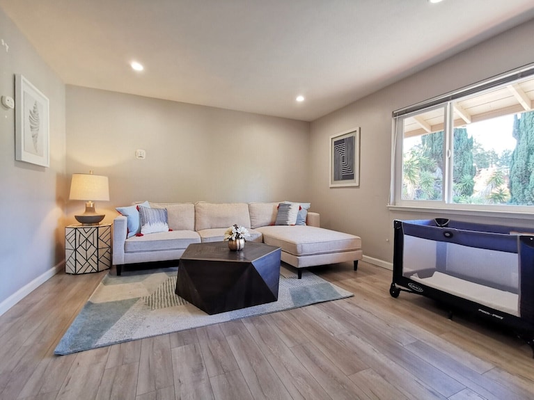 261-11 Cozy 1-bedroom Apartment Near Downtown Mountain View - Los Altos, CA
