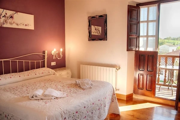 Trisileja En Posada La Busta - Cantabria