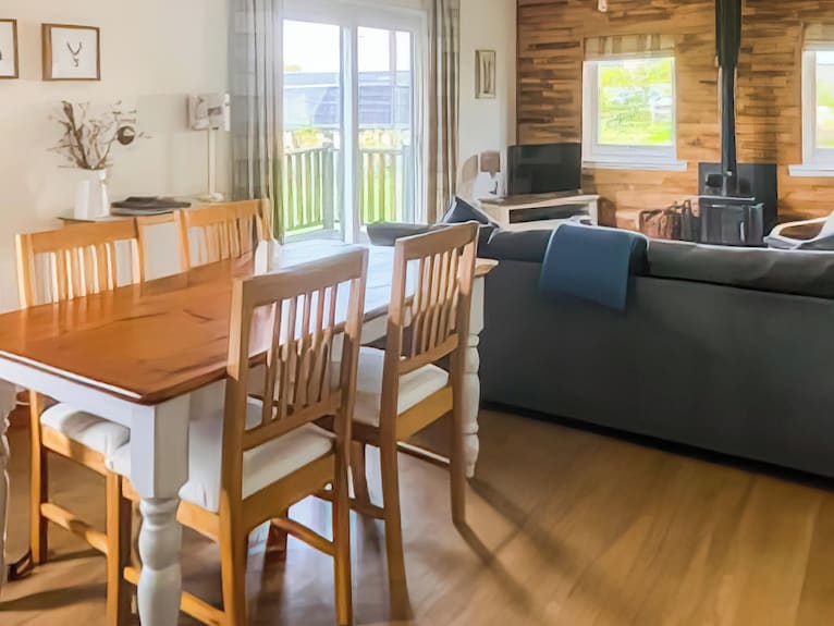 2 Bedroom Accommodation In Aberfeldy - Loch Tay