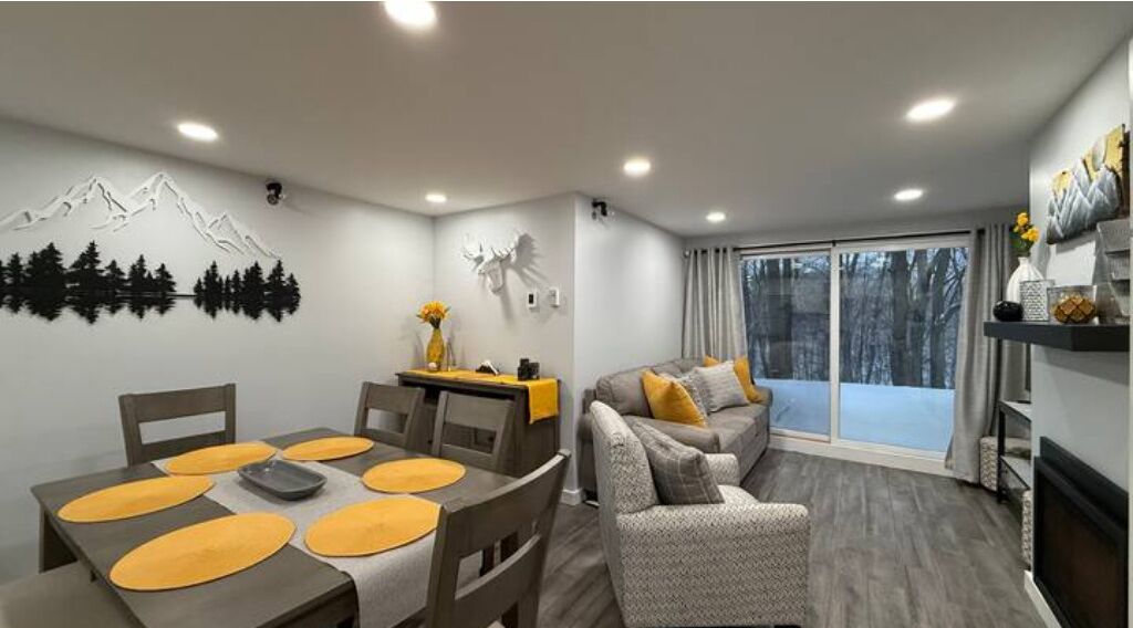 Cozy 1-bedroom Condo In The Heart Of Killington With Mountain Views - Killington, VT