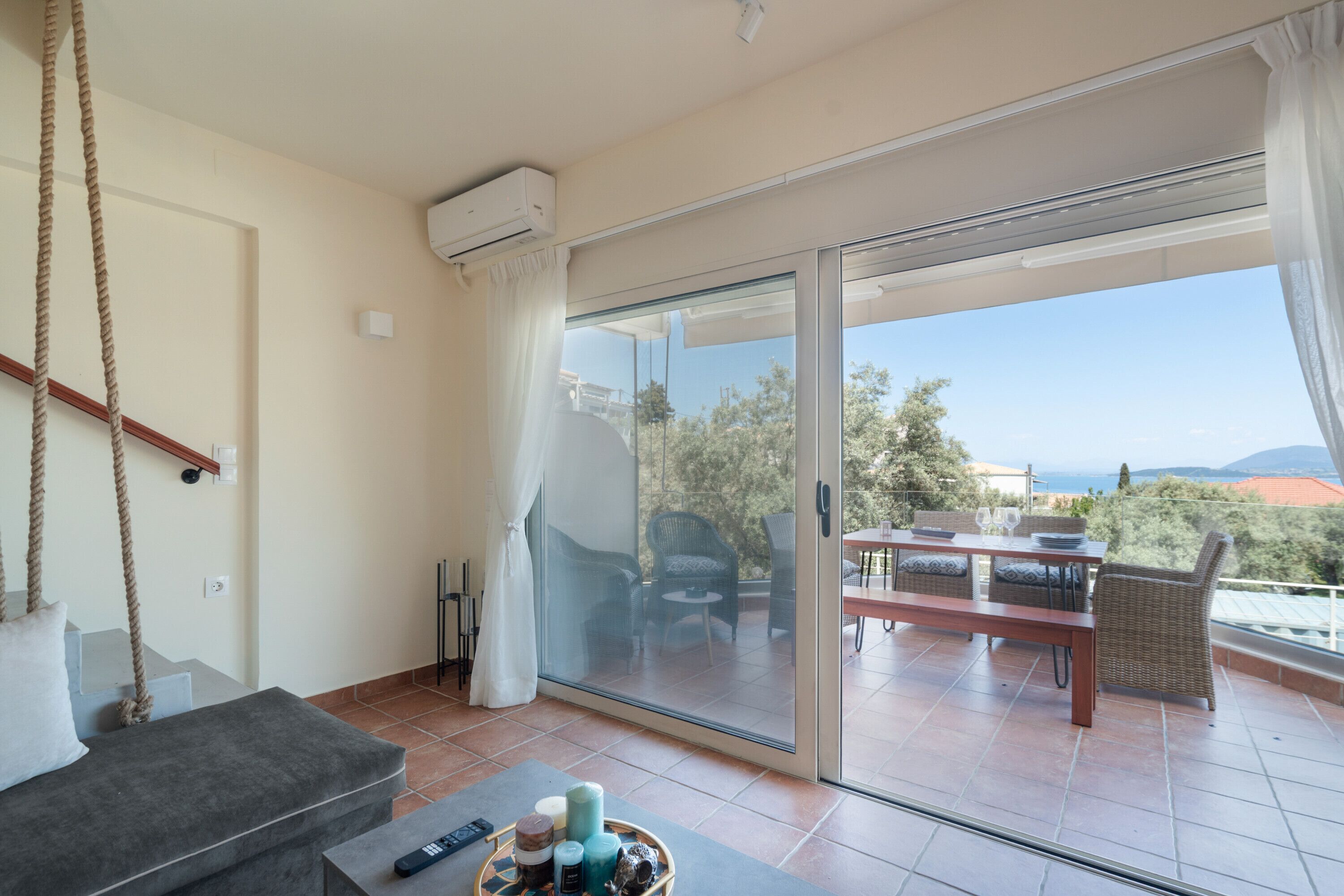 Ferienwohnung 'Nest Luxury' Mit Meerblick, Wi-fi Und Klimaanlage - Lefkada