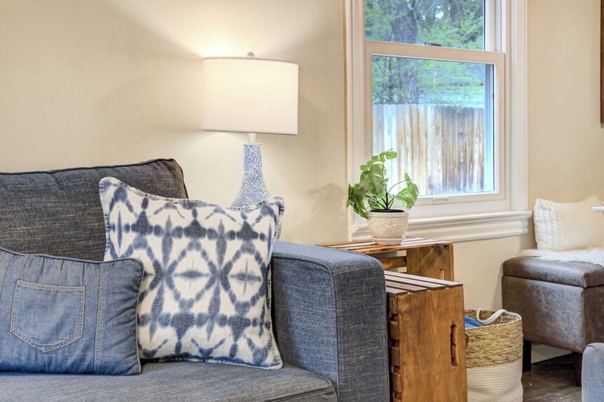 Peakstone Nest! Pet-friendly & Fire Pit, Workspace - Colorado Springs, CO