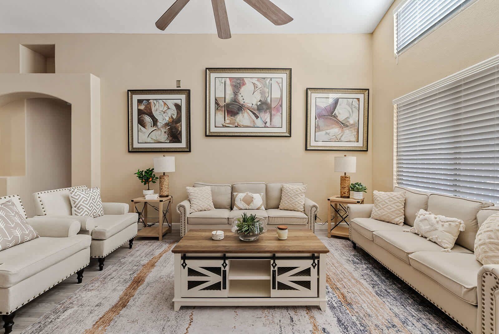 Luxe Mesa Home W/ Pool, Yard, Game Room - 梅薩