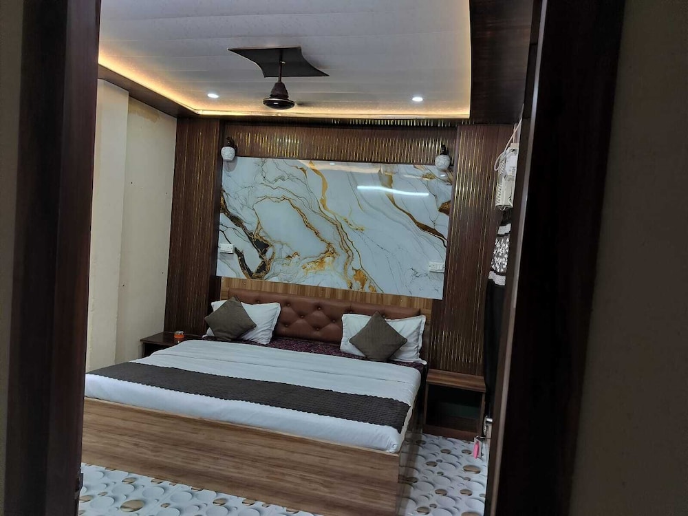 Krishna Villa - Varanasi