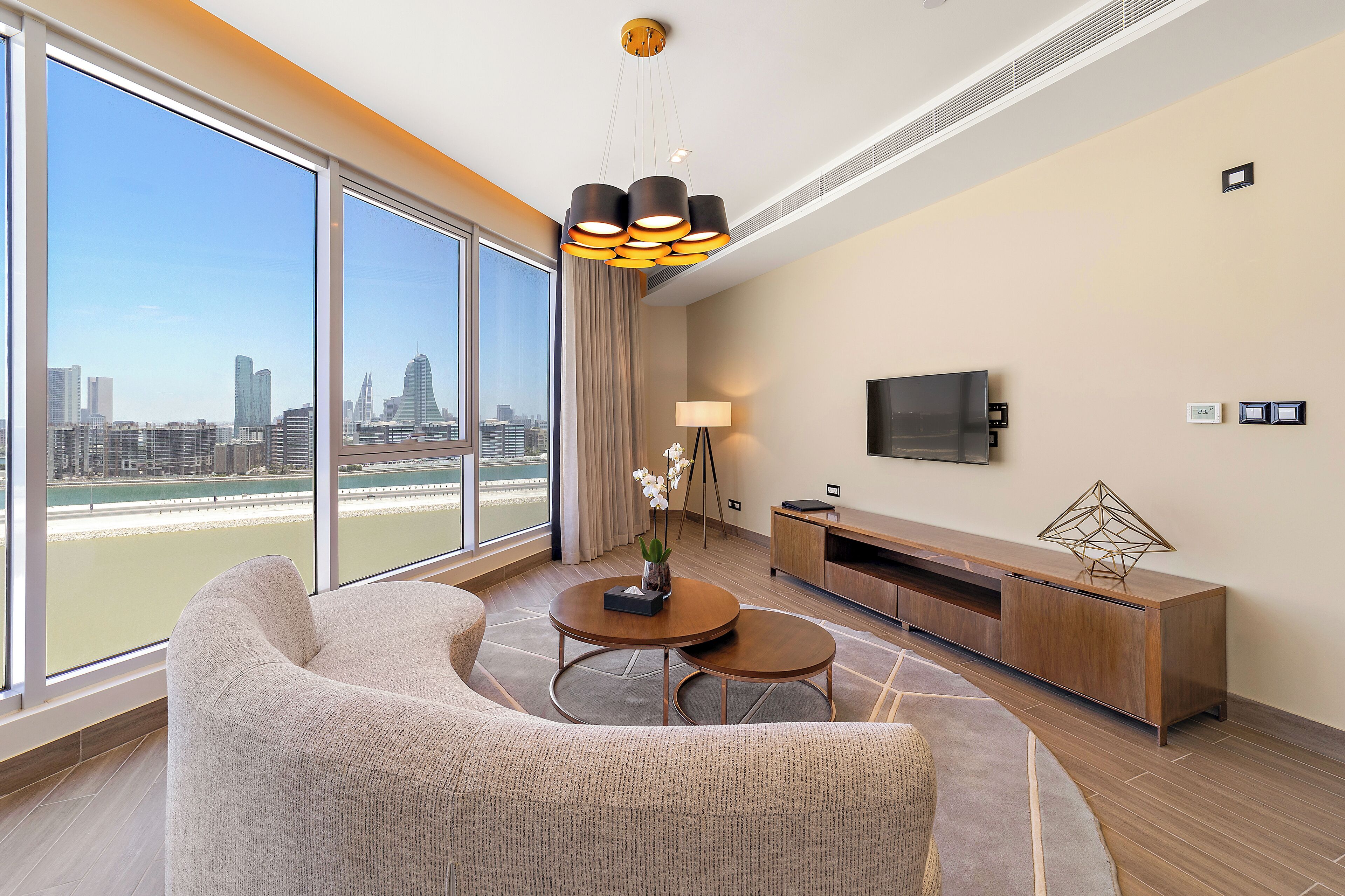 Cofre com capacidade para portátil, cortinas/cortinados opacos 