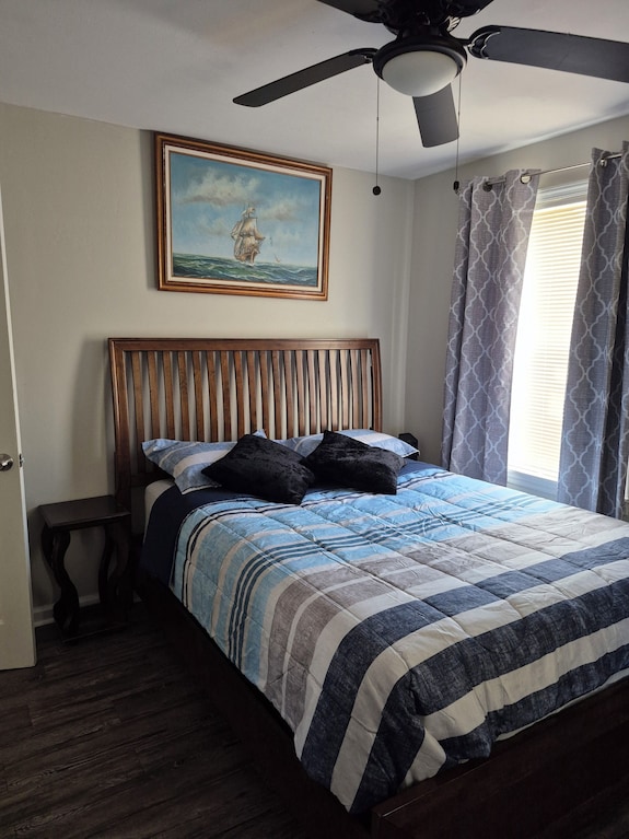 Charming 3-bedroom House With Wifi, Ac In Fantastic Pensacola - Pensacola, FL