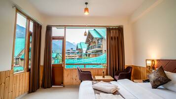 Quarto Superior | Wi-fi grátis, roupa de cama fornecida