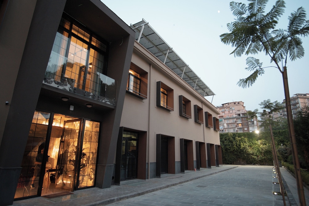 Palazzo Sebeto - Naples