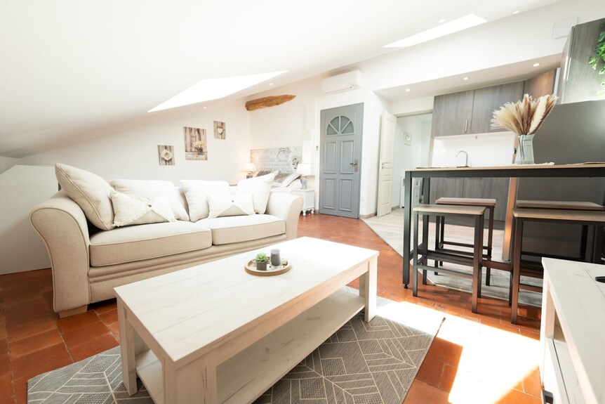 Appartement Le Mansardé-le Charme Sous Les Toits-3 éToiles - Riez