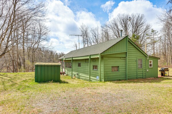 4 Mi To Snowmobile Trails: Muskegon River Retreat - Evart, MI