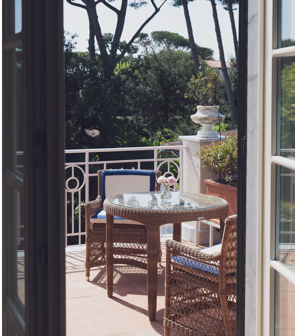 Minibar, cofre no quarto, cortinas/cortinados opacos 