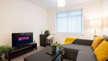 Apartamento | 2 quartos, secretária, internet de alta velocidade